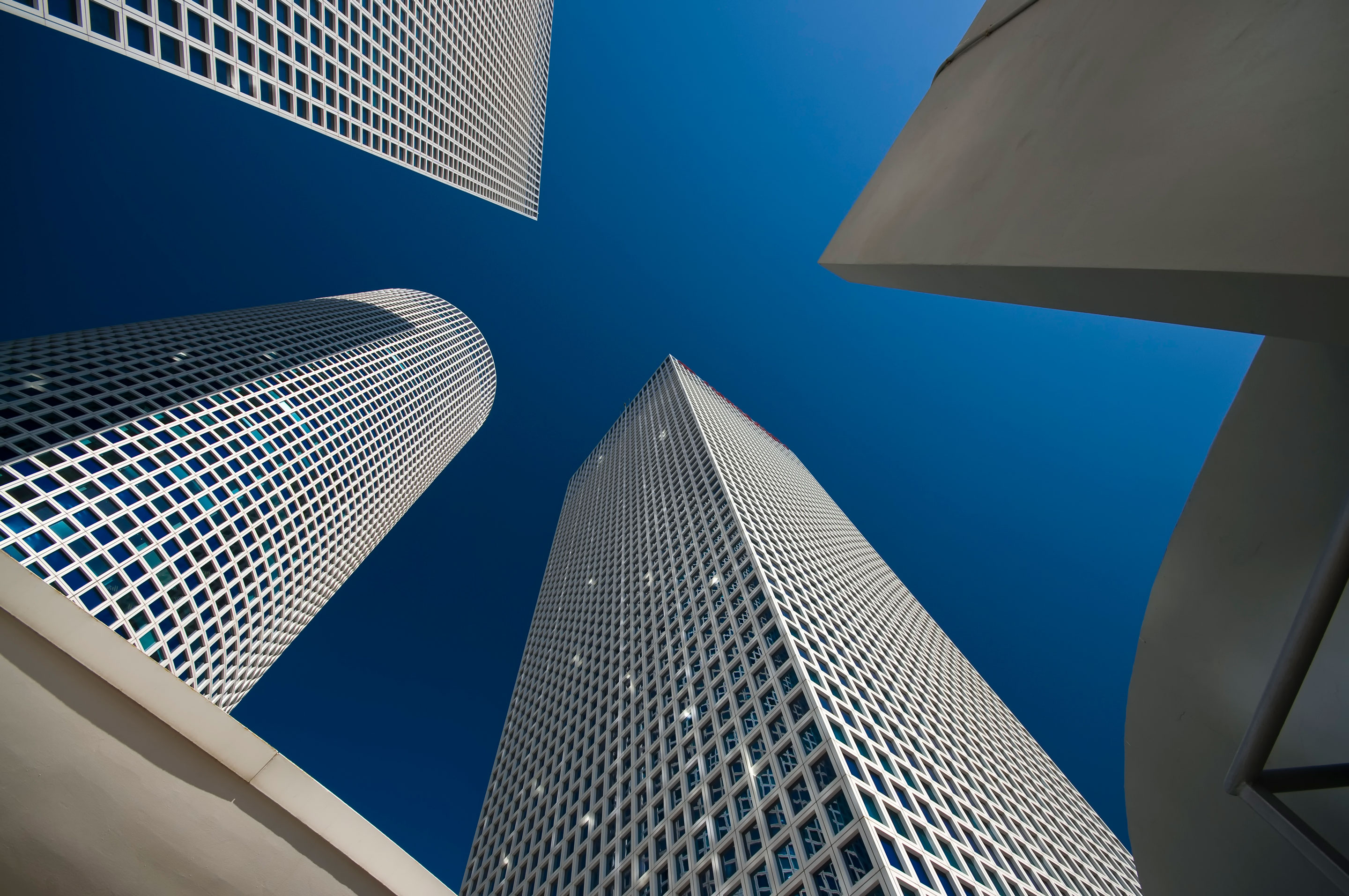 Apax Midmarket Israel | Strategies | Apax Partners